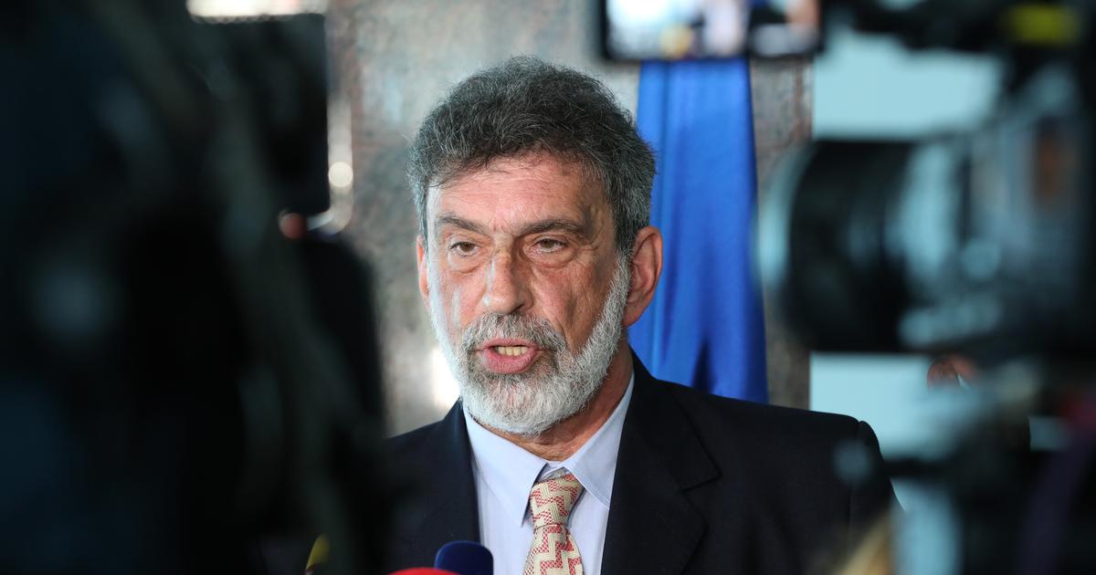 Hoće li Radovan Fuchs uspjeti u borbi za Zakon o znanosti? | Express